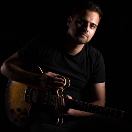 Alex Scheuerer releases Je L’aime A Mourir & Le Paradis Blanc from new ...