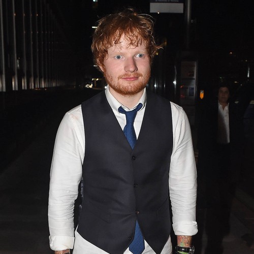 Ed Sheeran goes cold turkey after quitting smoking | 15 Minute News